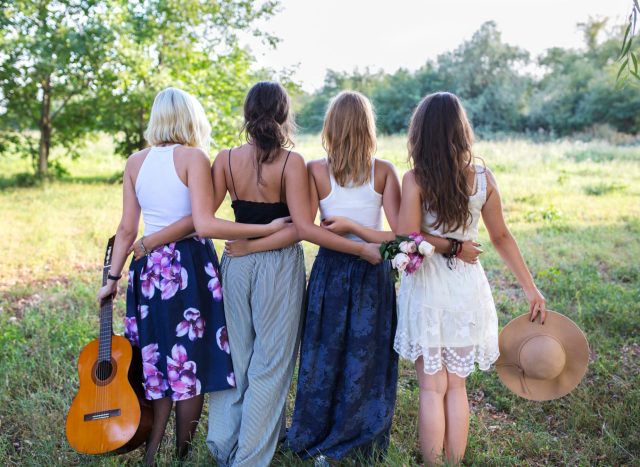 The 8 types of women you absolutely need in your friend tribe