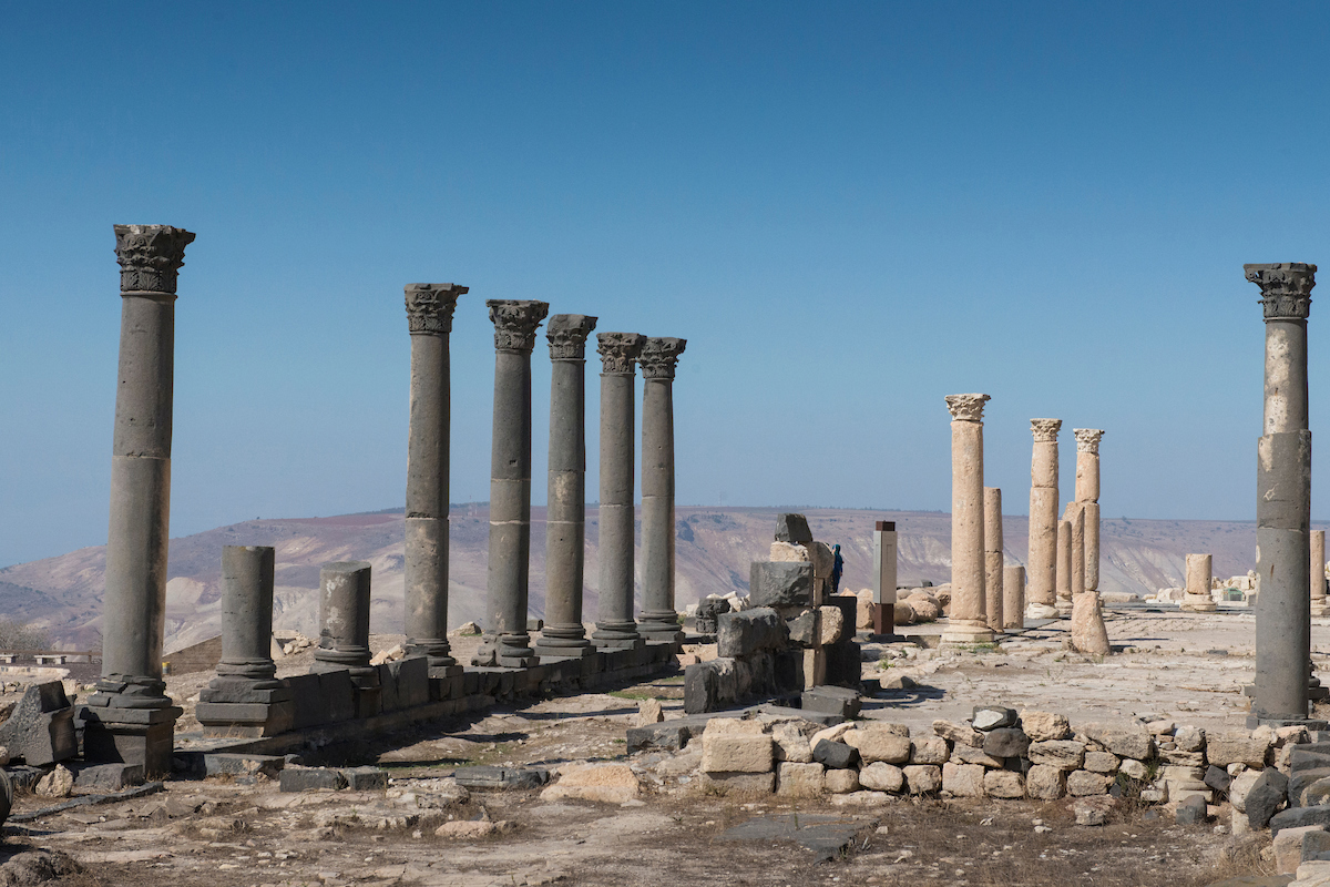 Jesus in Jordan: from Gadara to the Baptism site Jesus in Jordan