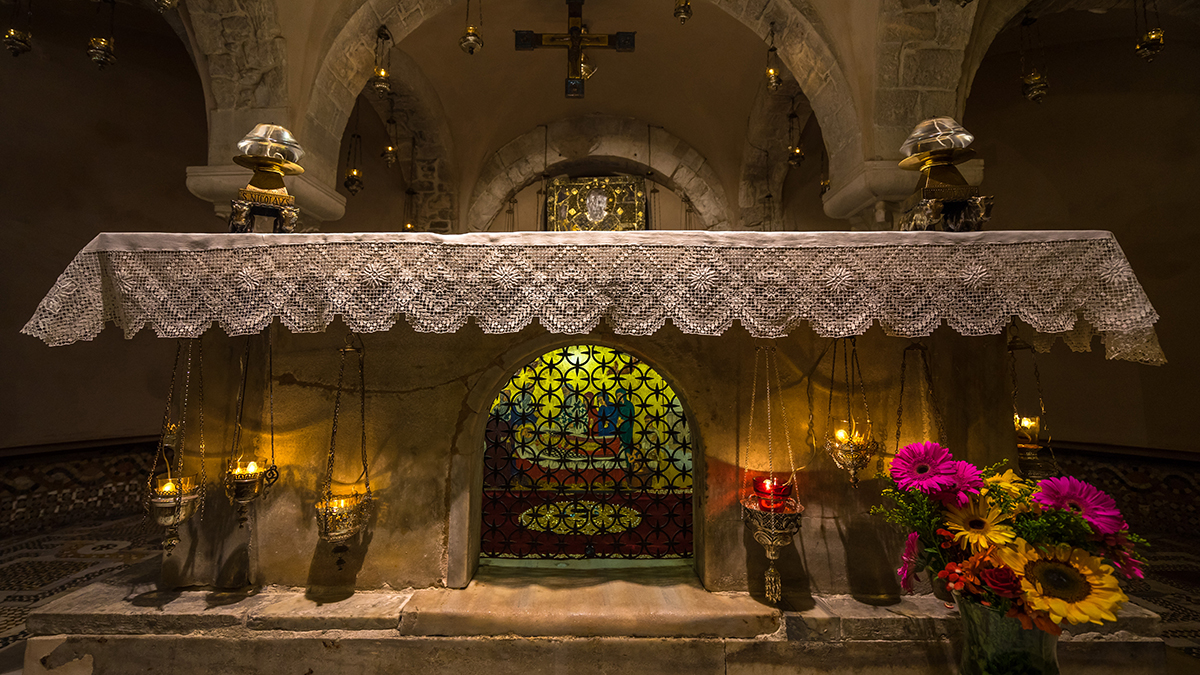 St. Nicholas oil mysteries--Aleteia