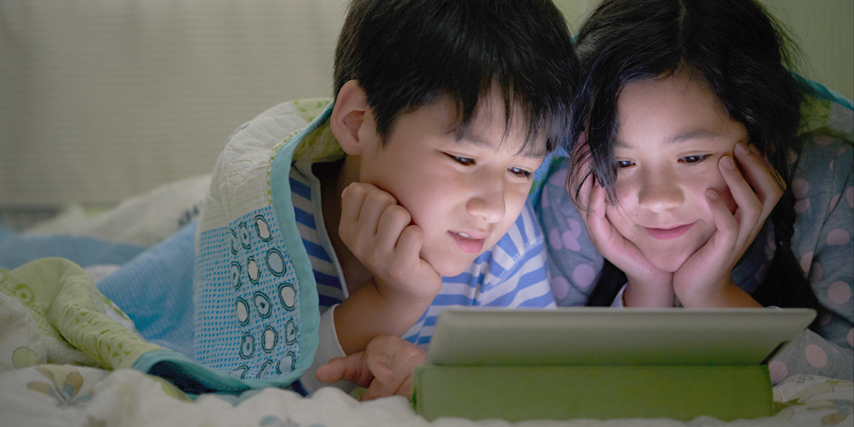 How to unplug kids in a modern world--Aleteia