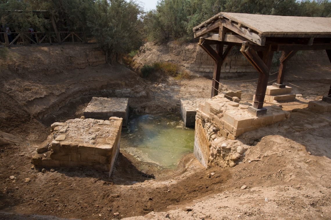Jesus in Jordan: from Gadara to the Baptism site Jesus in Jordan