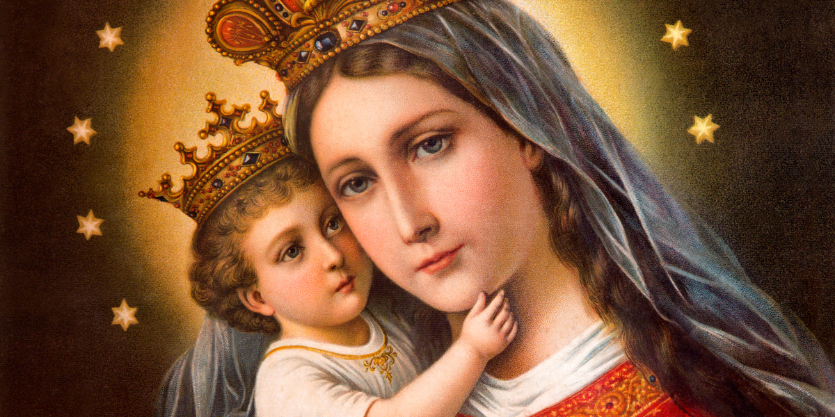Prayer honoring Mary as Queen and Mother of us all