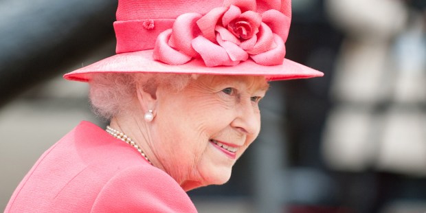 Queen Elizabeth's favorite nail polish color—Aleteia