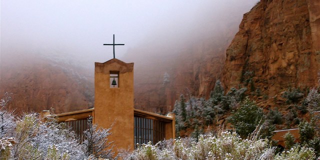 Life at the Monastery of Christ in Abiquiu, New Mexico--Aleteia