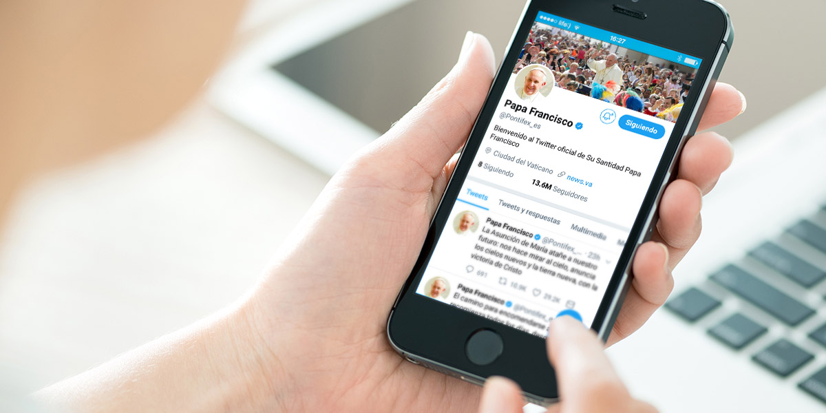 Pope has 40 million twitter followers—Aleteia