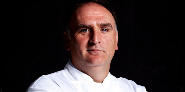 Celebrity chef José Andrés is cooking 10,000 meals a day in Puerto Rico ...