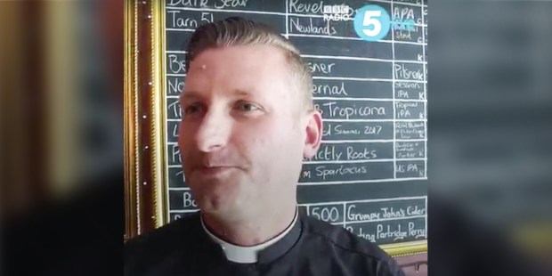 Minister finds new churchgoers in an unlikely place--Aleteia