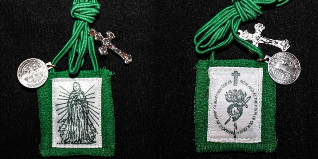 Different scapulars approved by the Catholic Church --Aleteia