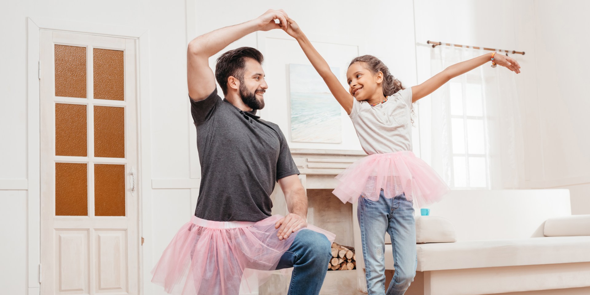 Watch middle-aged dads copy their daughters' ballet moves (VIDEO) — Aleteia