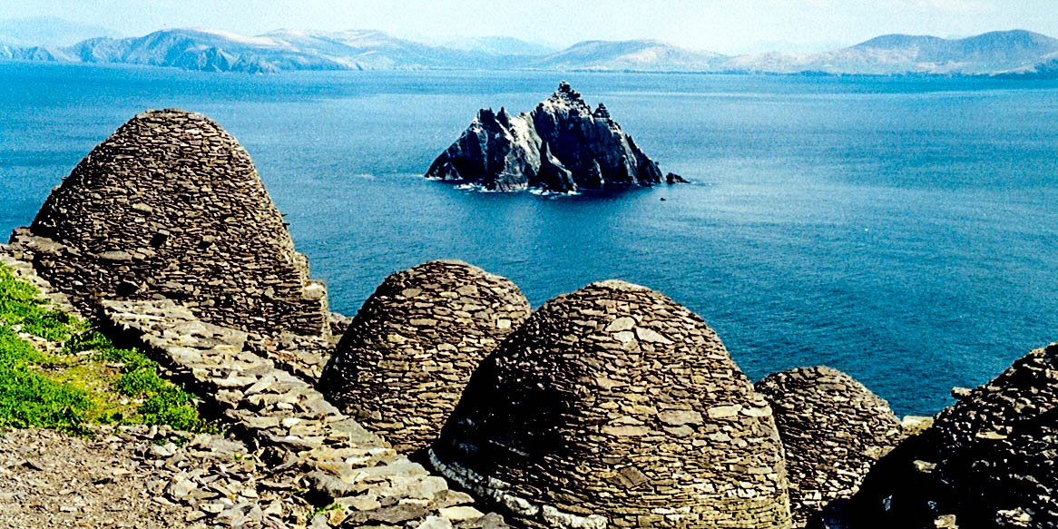 Luke Skywalker's beehive huts and their spiritual symbolism --Aleteia