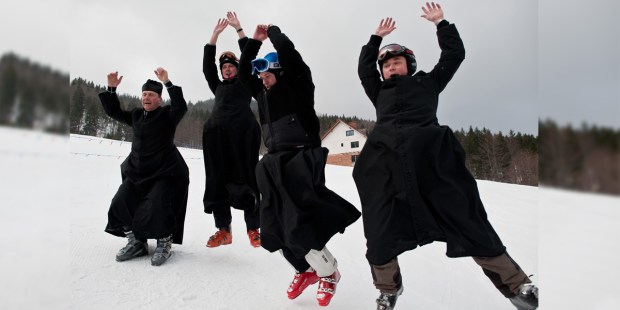 Polish priests hit the slopes in annual skiing competition