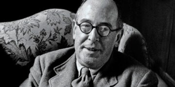 C. S. Lewis tells you what to do with your life - Aleteia