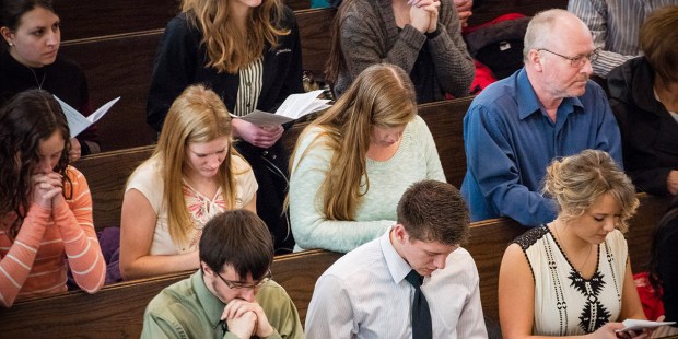 5 Practical tips to help you engage in Mass more deeply --Aleteia