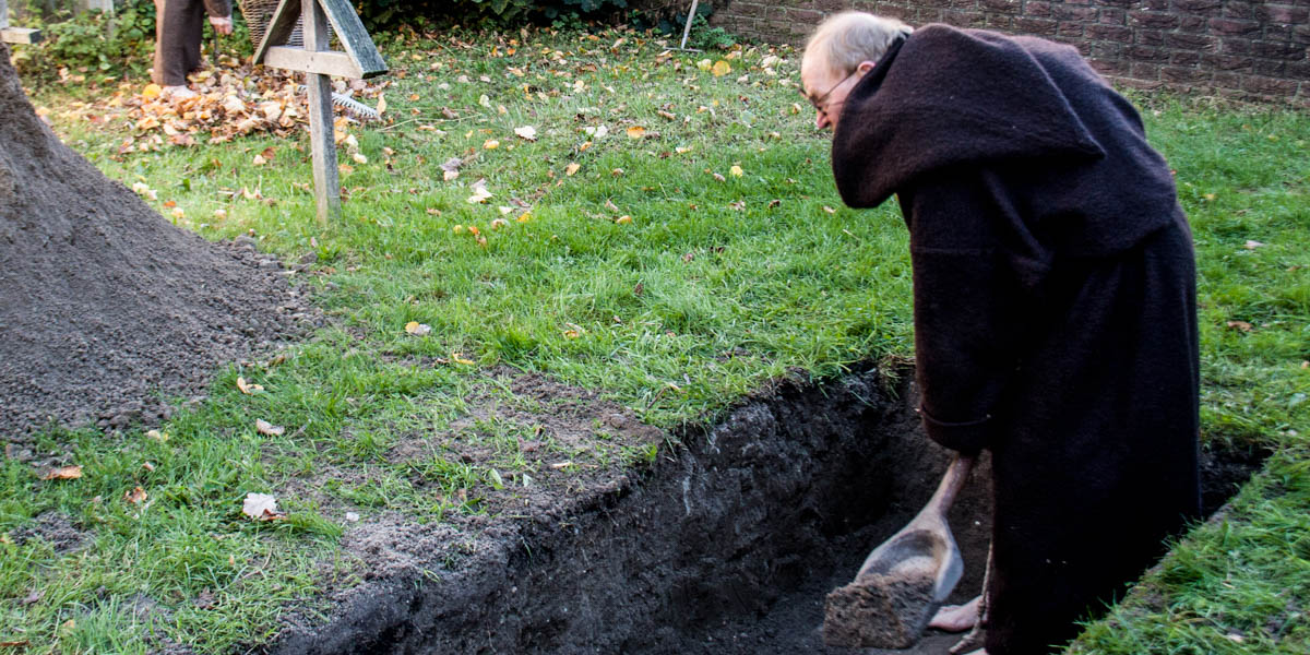 What is a sexton? --Aleteia