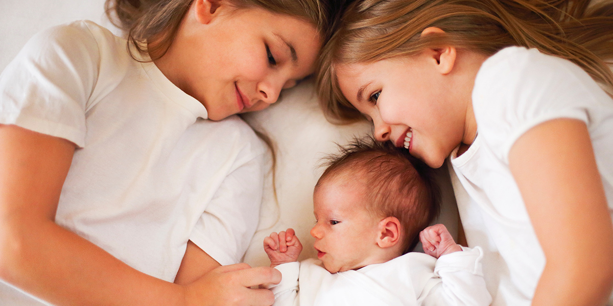 7 Stories that demonstrate the power of the sibling bond