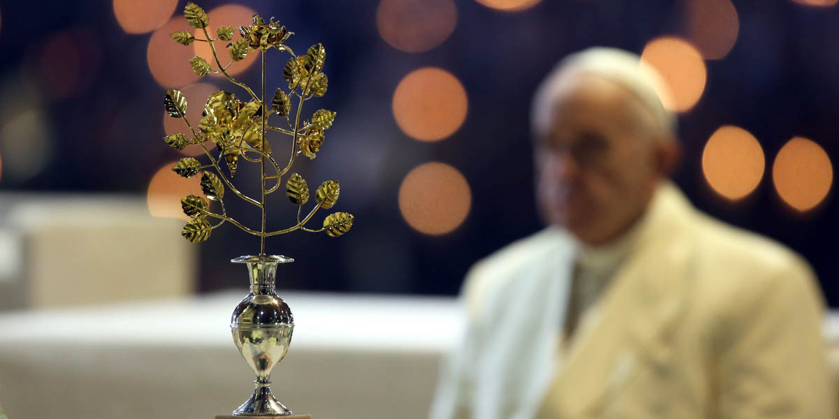 Here's why popes give out a "Golden Rose"--Aleteia