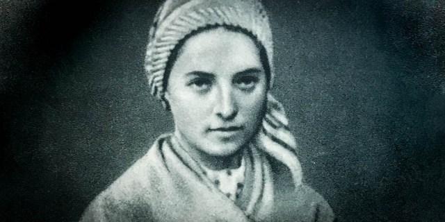 Remarkable photos of St. Bernadette and her miraculous beauty