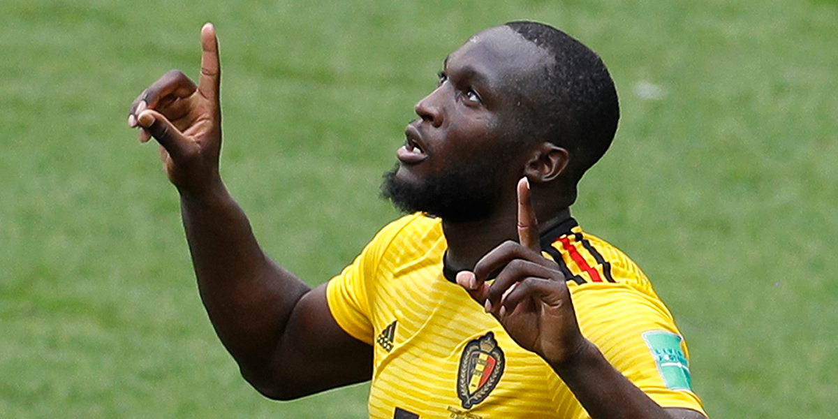 The Belgian Romelu Lukaku lends his faith to the "Red Devils"