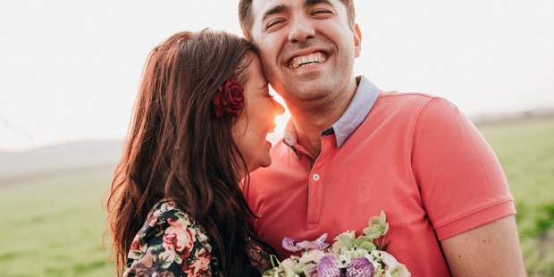 3 Things all happily married couples do everyday