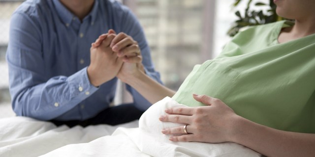 12 Beautiful short prayers to say during labor
