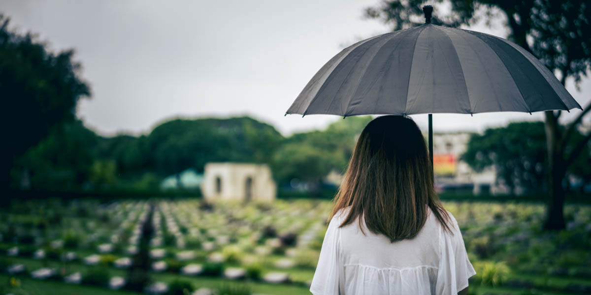 5 Prayers for the dead (that you can take to the cemetery)