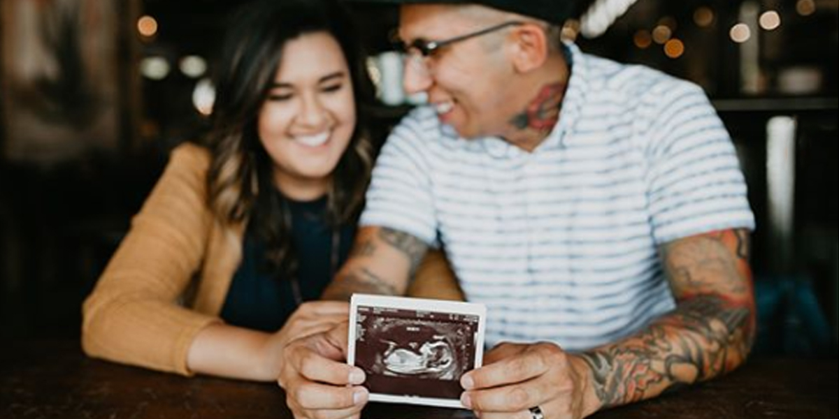 Why this photographer dad is capturing the “story of miscarriage” (Photos)