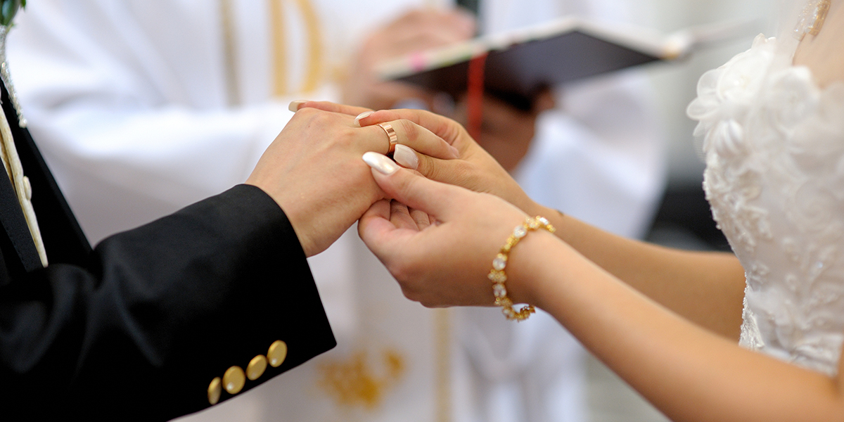 The 2 ways a sacramental wedding changes your marriage -- Aleteia