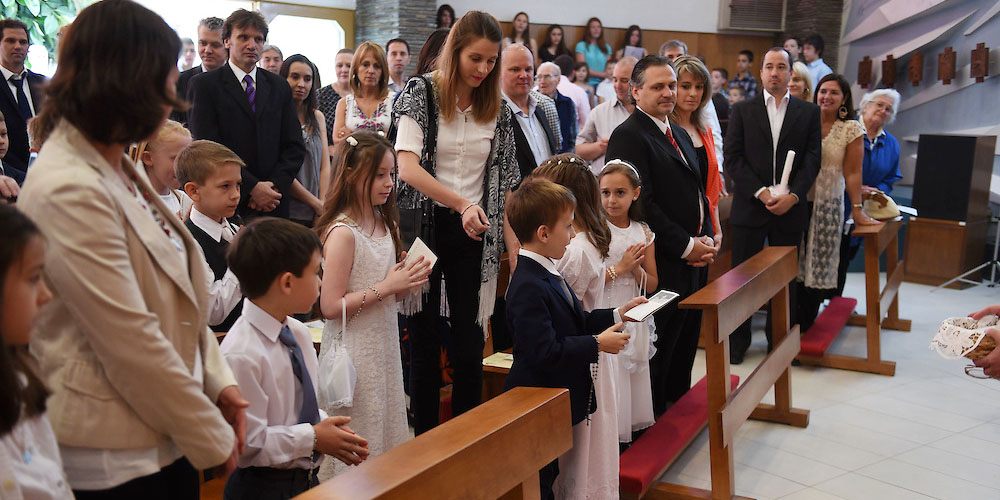 6 tips for being a good guest at First Communion — Aleteia