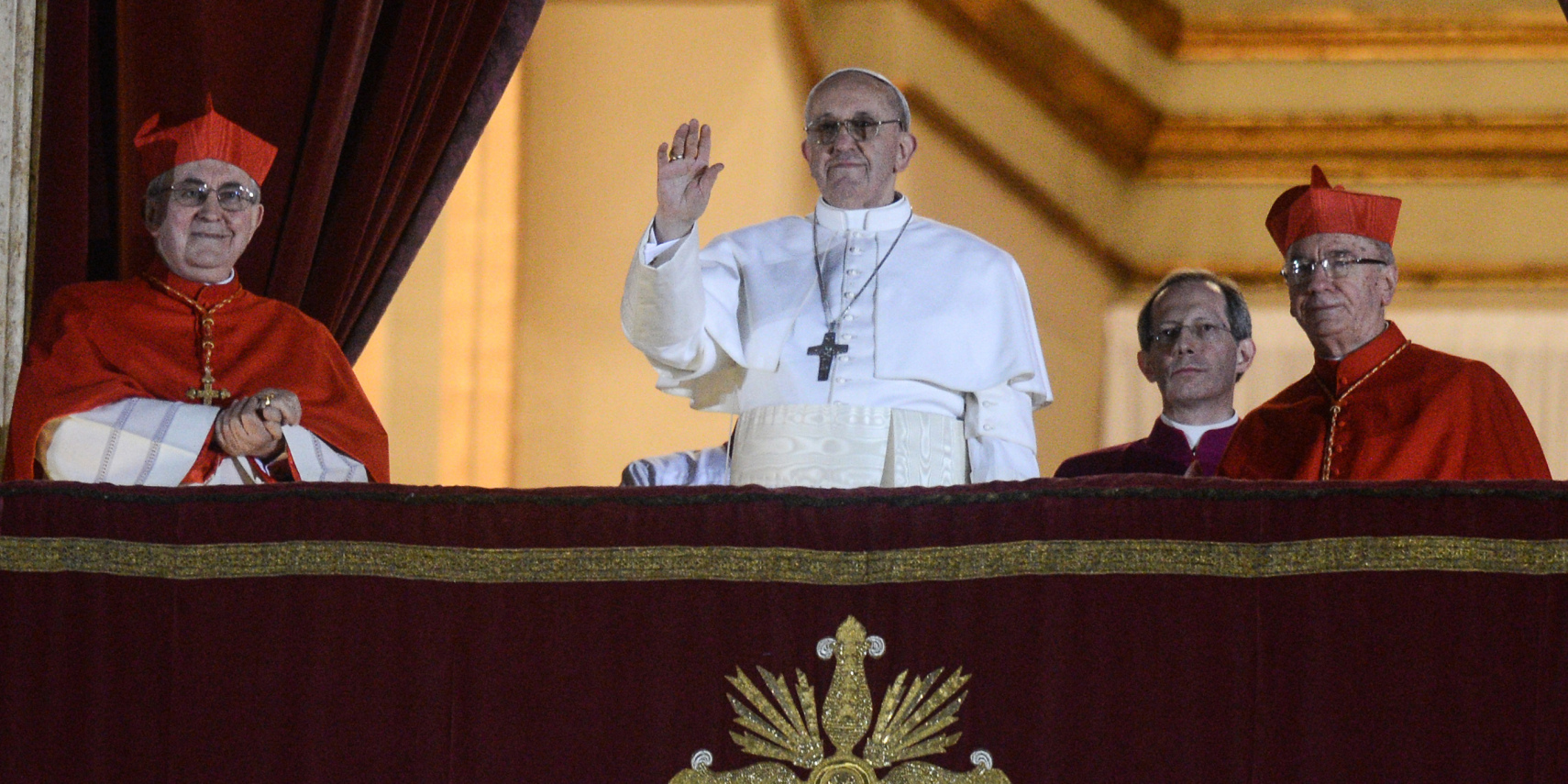 How do popes chose their new name? --Aleteia