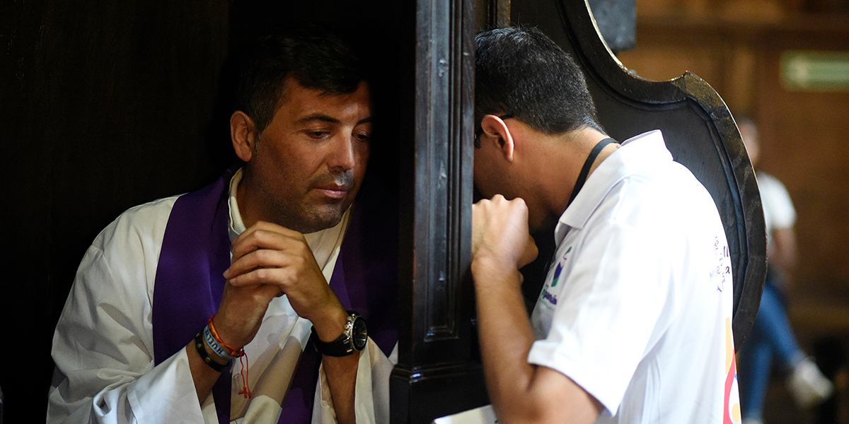 What is a communal penance service?