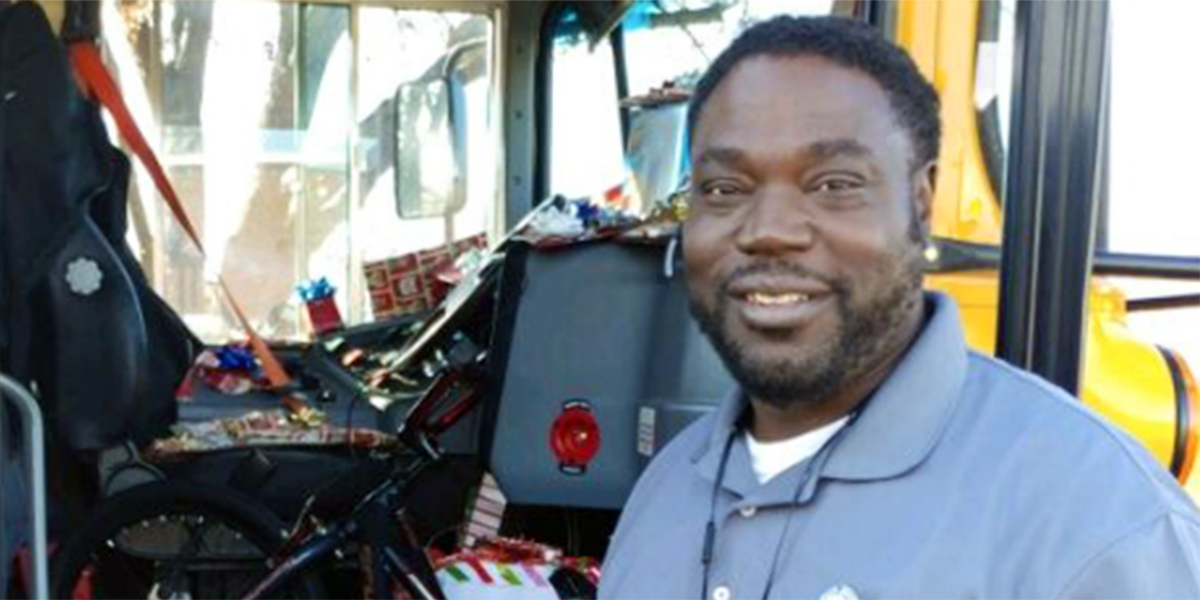 Meet the school bus driver who views his job as a "mission" -- Aleteia