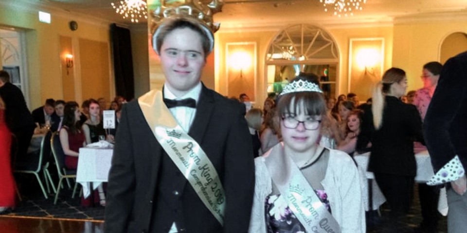 Classmates vote couple with Down syndrome as their prom king and queen ...