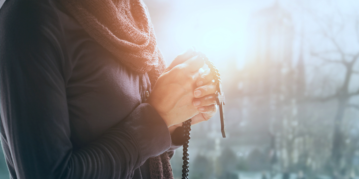 How to pray the Rosary in Advent