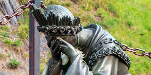 Why was the Virgin Mary crying at La Salette? --Aleteia