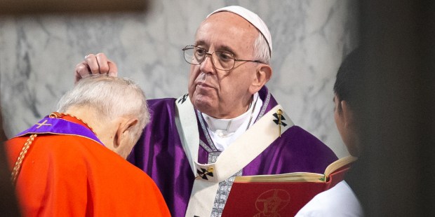 Vatican: Imposition of ashes on Ash Wednesday without contact