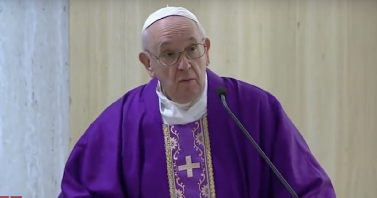 Be careful: Idols make your memory selective, warns pope