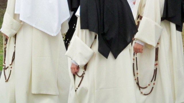 These nuns pray the Perpetual Rosary – one shares her reflections