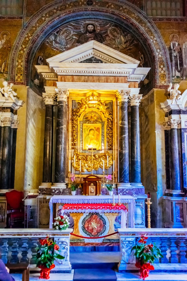 (Slideshow) Baptistery of St John Lateran