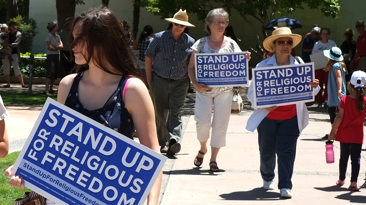 Sam Brownback heads new National Committee for Religious Freedom