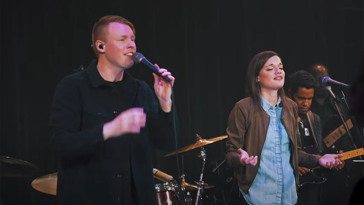 Sarah Kroger’s releases new Eucharistic hymn during Lent