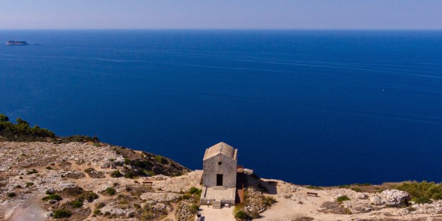 The ancient chapels of the Maltese Islands