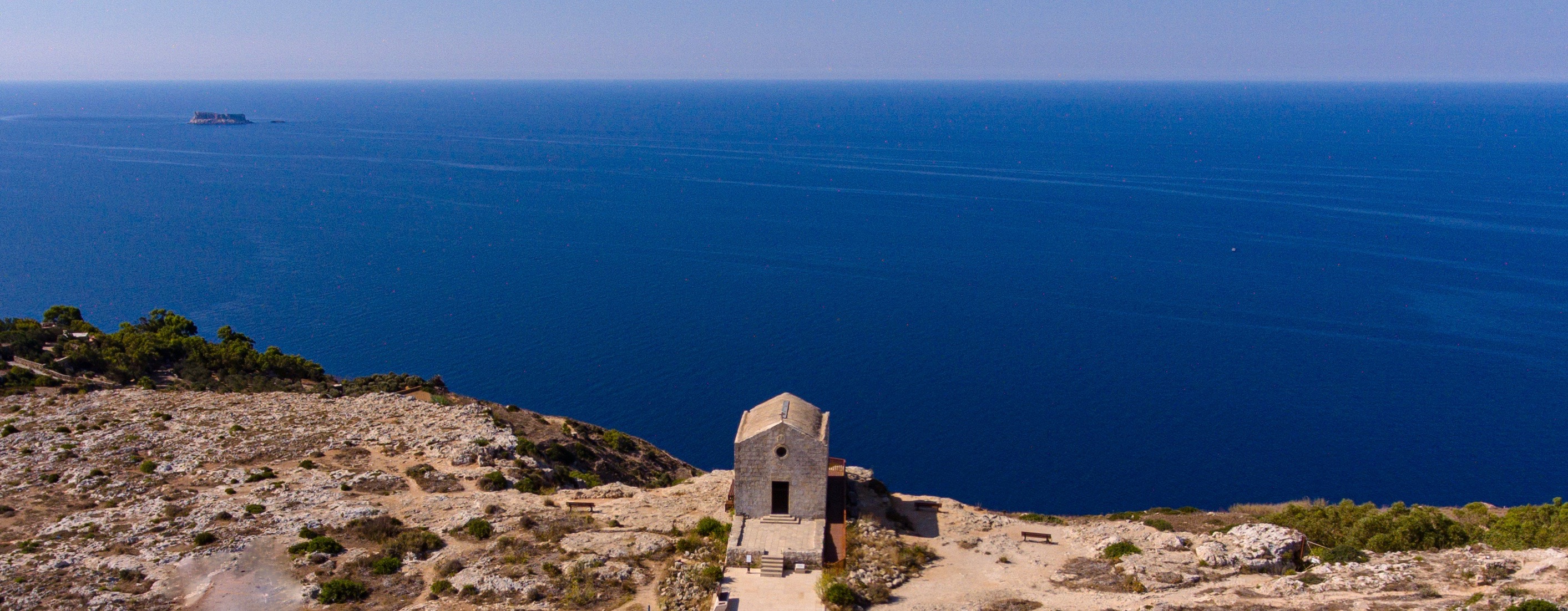 The ancient chapels of the Maltese Islands