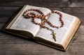 The Rosary: A complete guide to its origin and how to pray it