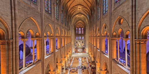 Making medieval stained glass windows, step by step