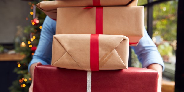 2 Cheers for the secular Christmas season