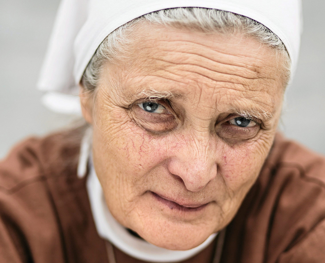 Sr. Malgorzata, "the Polish Mother Teresa," helping Ukrainian refugees