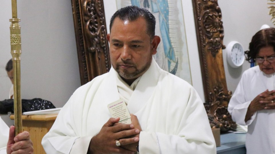 Mexican priest who ran migrant shelter found murdered