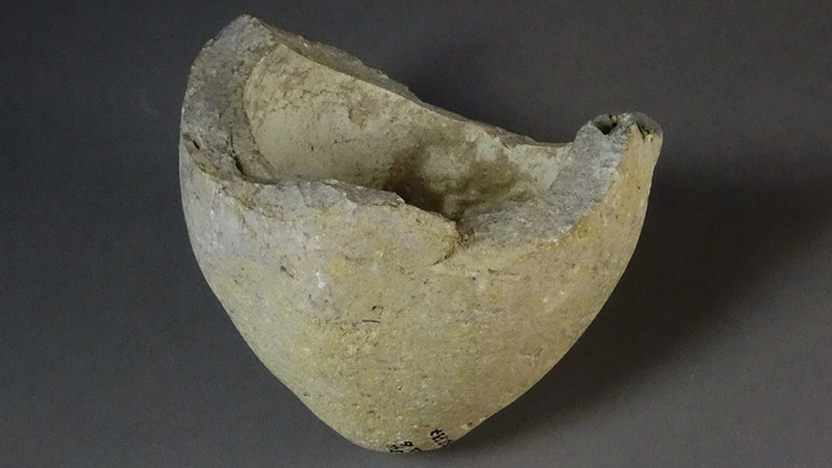 Archaeologists find Crusader-era hand grenade in Jerusalem