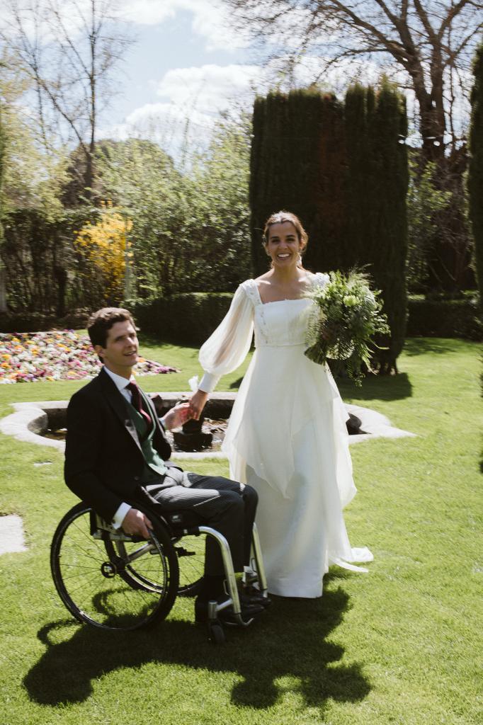 This bride and paraplegic groom’s first dance shows the power of love