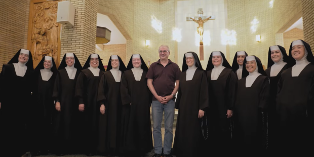 Carmelite nuns from LA release new album of Eucharistic hymns